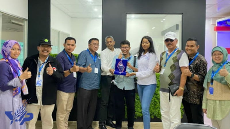 Collaborative Plans: PT. GIH's Visit to ITEBA for Engineering Innovation Competition